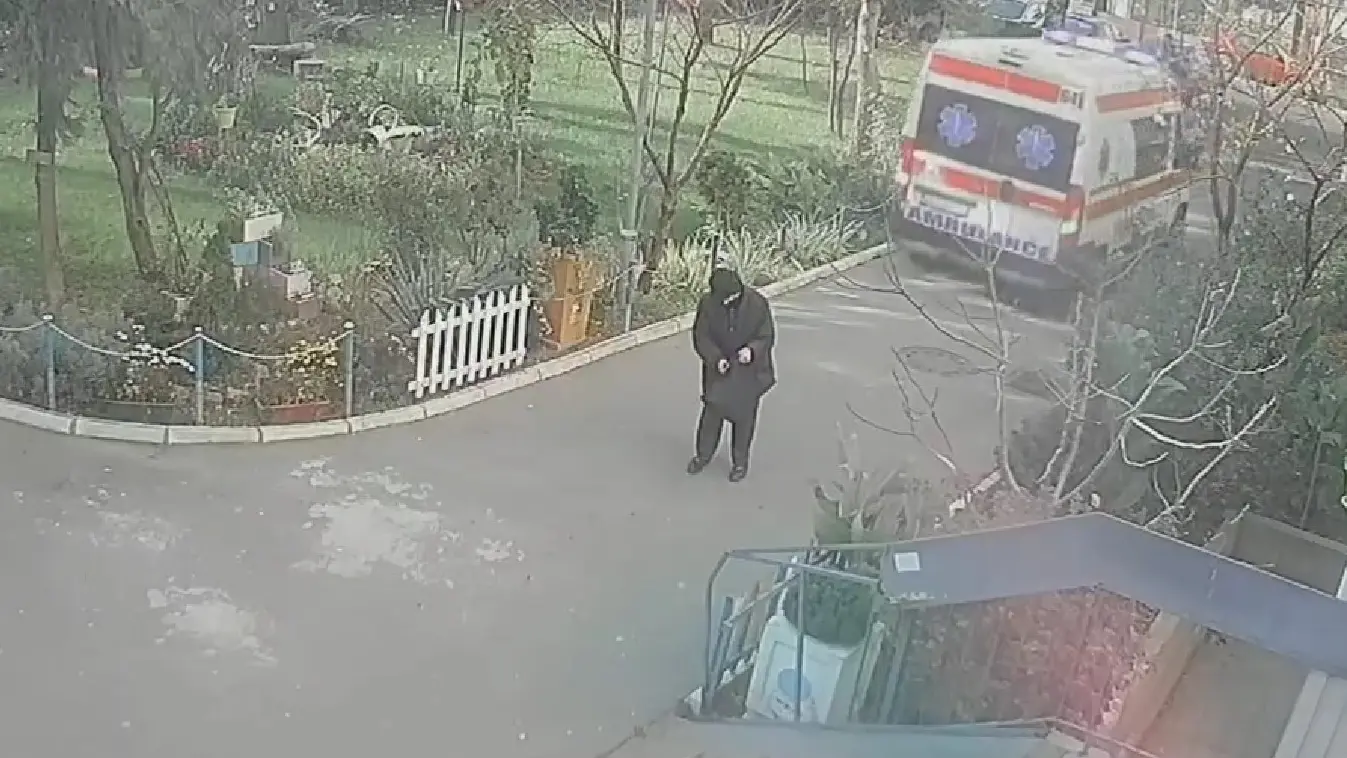 Vozilo hitne pomoći pregazilo stariju ženu: Reagovali kao da se ništa nije dogodilo